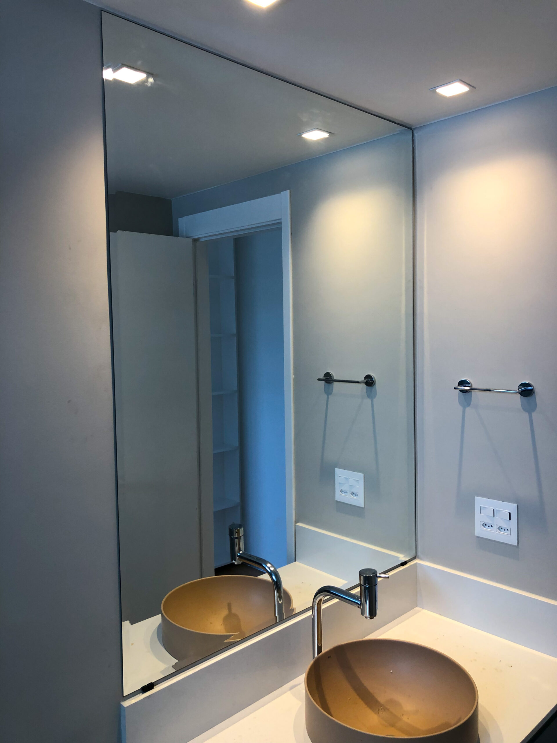 Espelhos sob medida – Vêneto Vidros